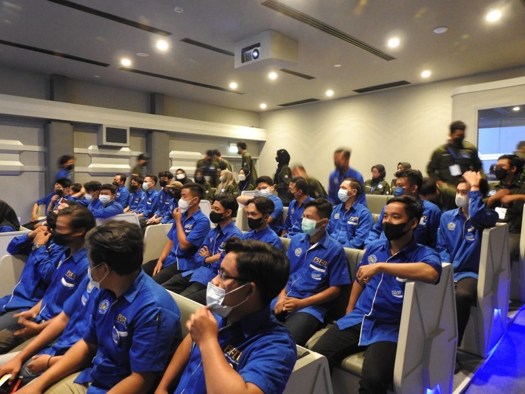 Studi Ekskursi: Mahasiswa Teknik Industri Melakukan Kunjungan Ke PT ...
