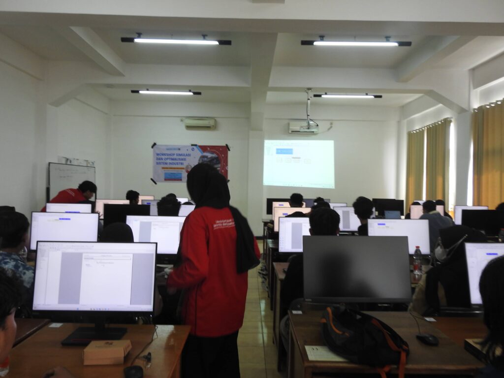 Workshop Simulasi dan Optimasi Sistem Industri Sukses Dilaksanakan 2 Batch